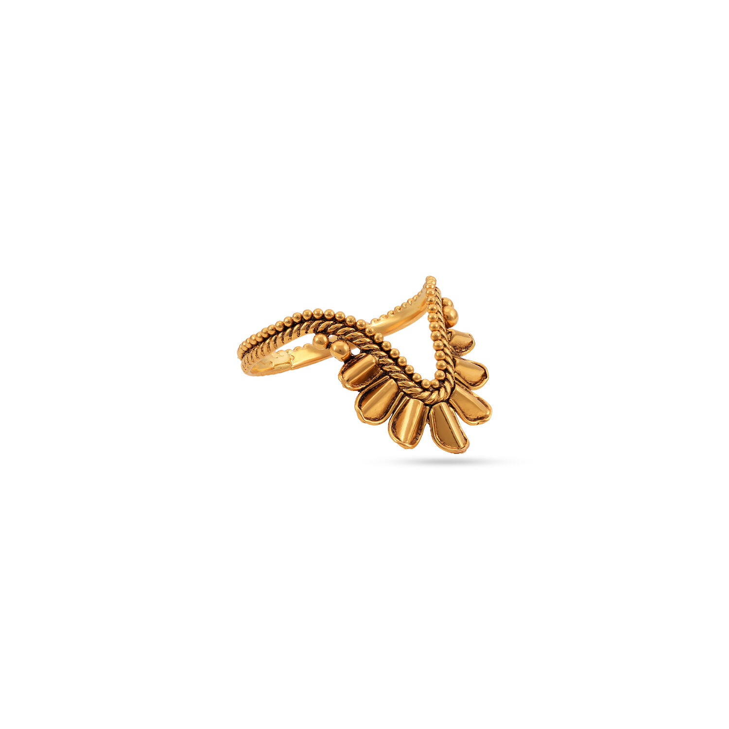 Buy The Golden Vanki Ring at Best Price | Tanishq UAE