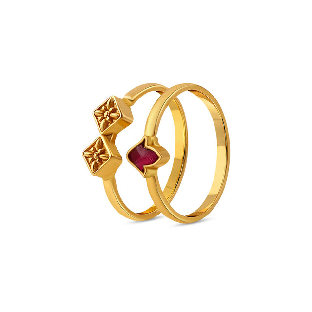 Layered Mural Art Detailed Gold Rings