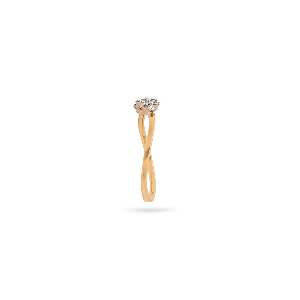 Buy Tri-Flower Diamond Waltz Ring at Best Price | Tanishq US