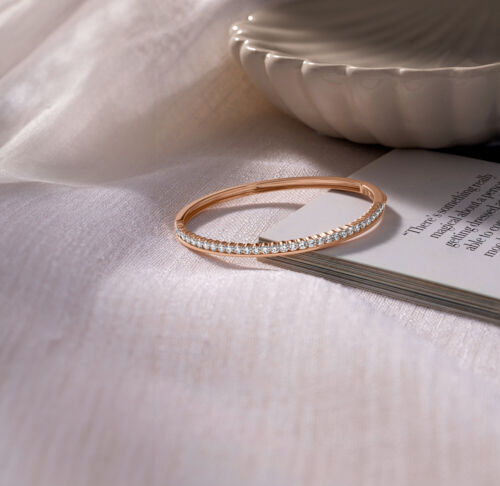 Gleaming Horizon Gold Bangle