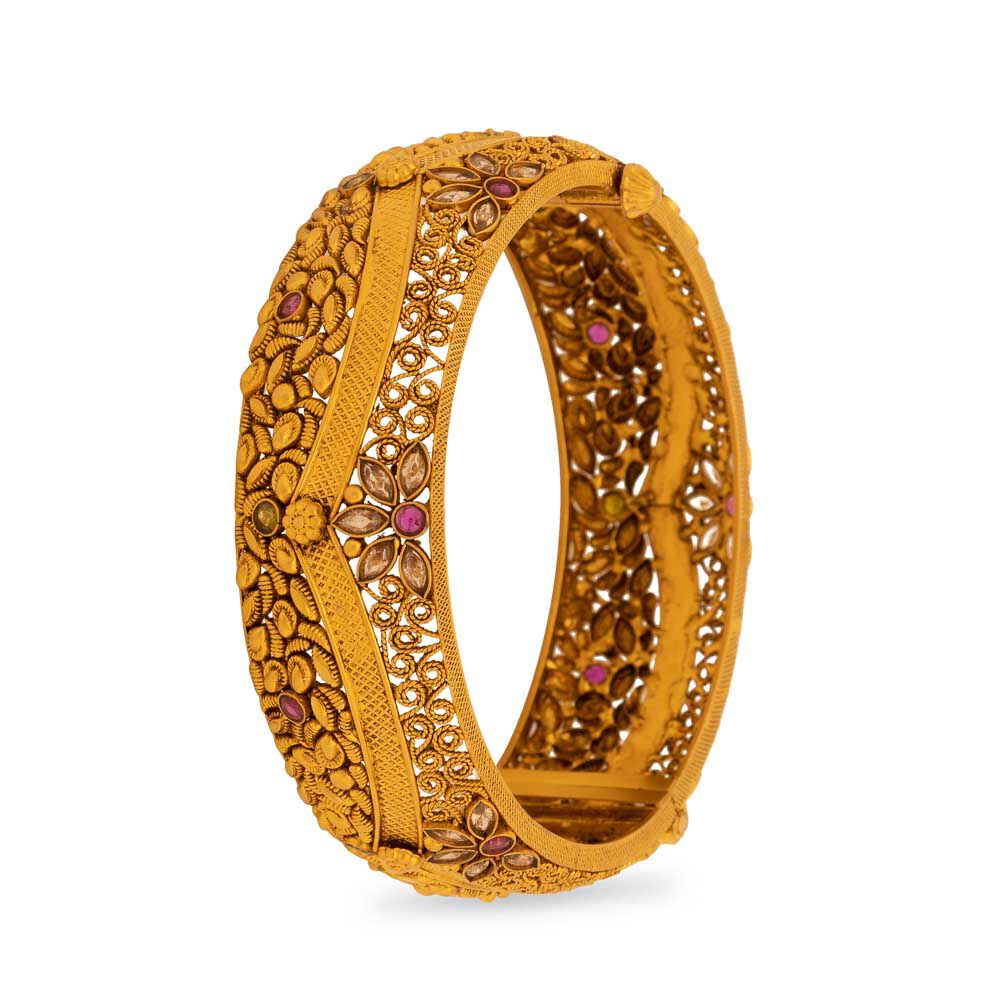 Buy Gold Lotus Flower Bangle at Best Price | Tanishq US