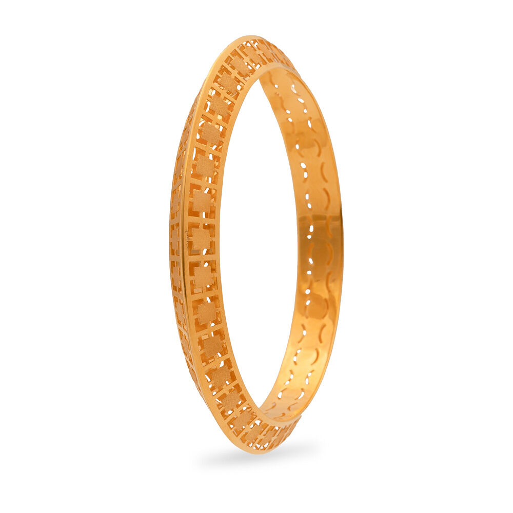 Buy Regal 22 Karat Gold Bangle at Best Price | Tanishq US