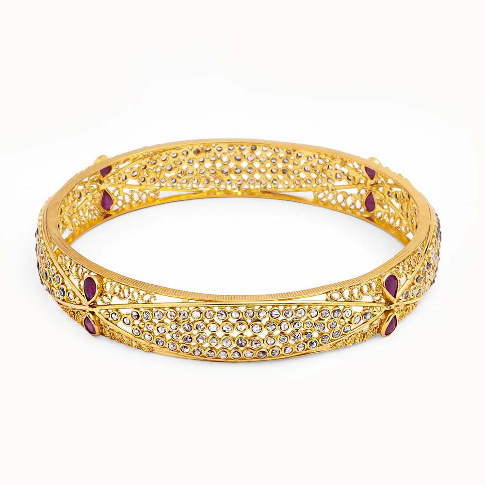 Buy Radiant Filigree Polki Bangle at Best Price | Tanishq US