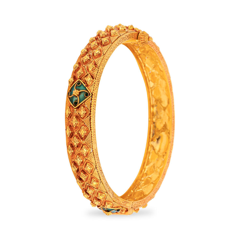 Buy Luxe Yellow Gold Bangle at Best Price | Tanishq US