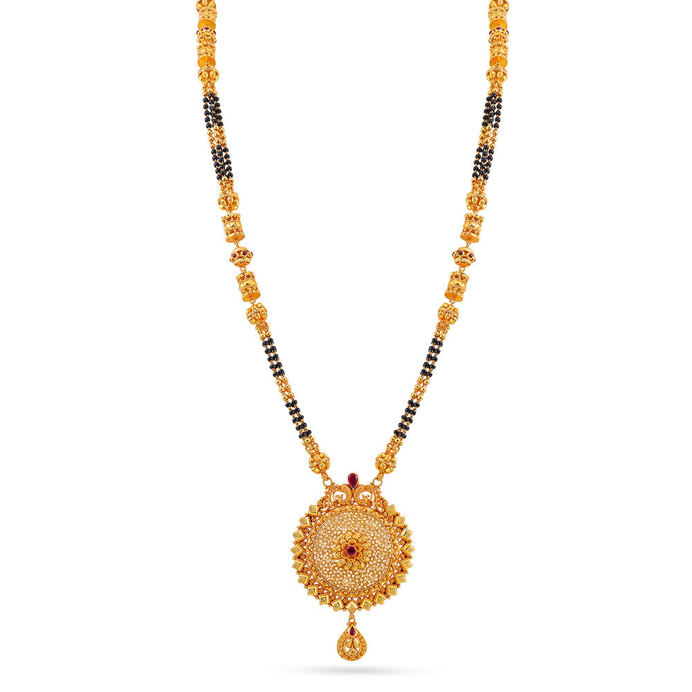 Tanishq mangalsutra locket store