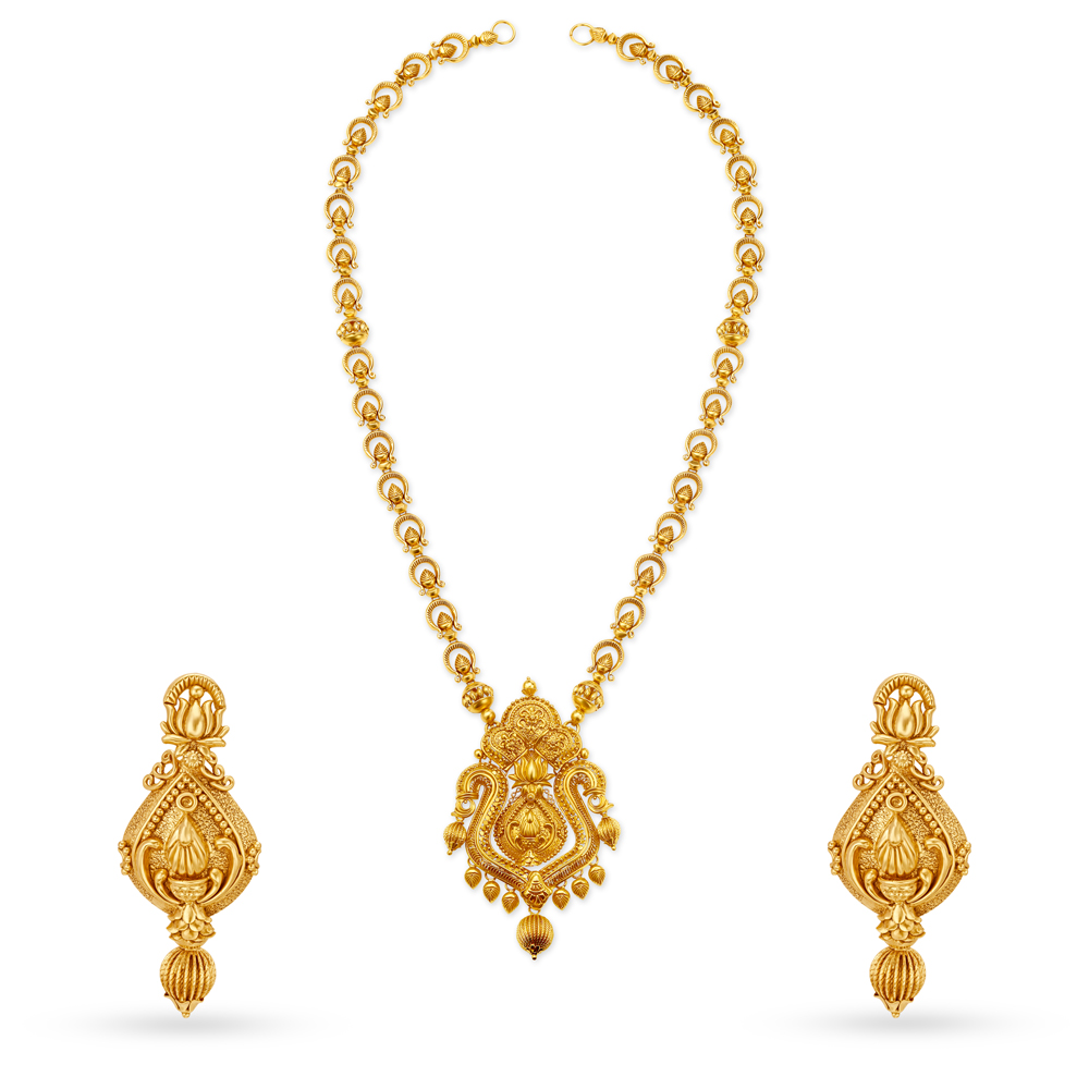 Buy Regal Gold Necklace Set Perfect for Any Bride at Best Price ...