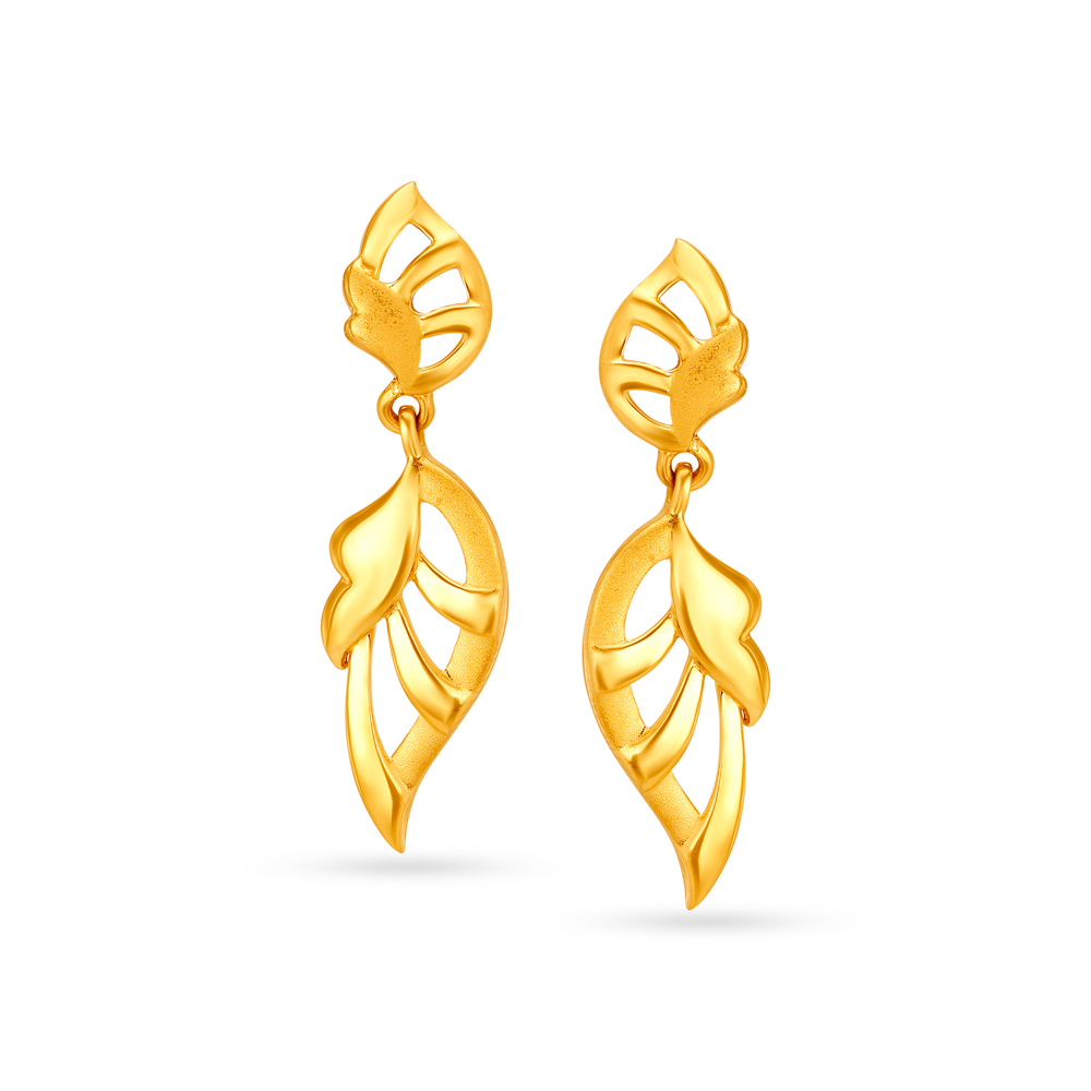 Buy Ornate Abstract Gold Leaf Drops at Best Price | Tanishq UAE
