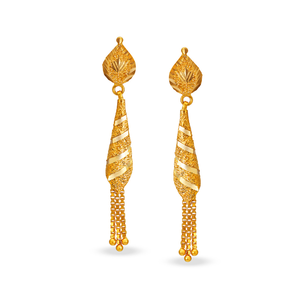 Buy Marvelous 22 Karat Yellow Gold Leaf Drops at Best Price | Tanishq UAE