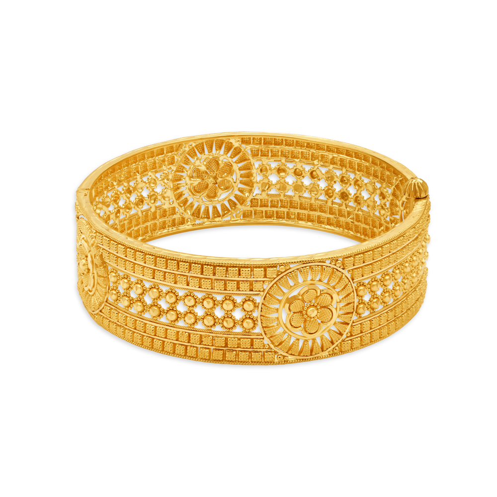 Buy Royal Statement Gold Bangle at Best Price | Tanishq UAE