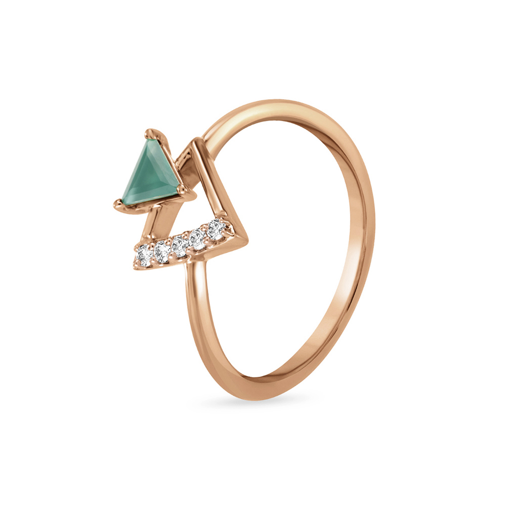 Buy 18 KT Rose Gold Triangular Emerald Diamond Ring at Best Price | Tanishq UAE