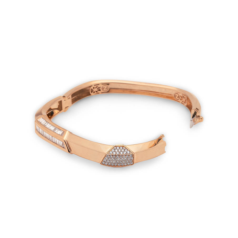 Buy Urban Glamour Gold Square Bangle at Best Price | Tanishq UAE