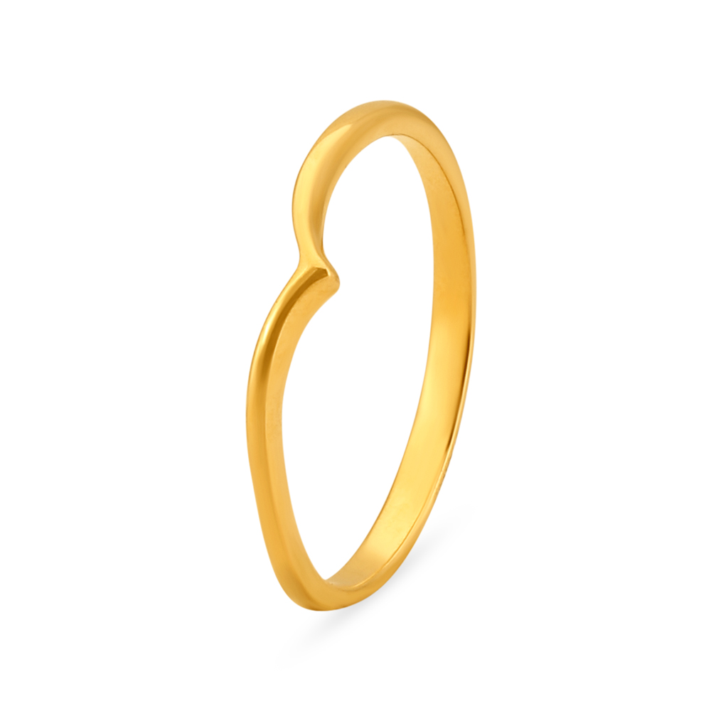Buy Romantic Simple Gold Ring at Best Price | Tanishq UAE