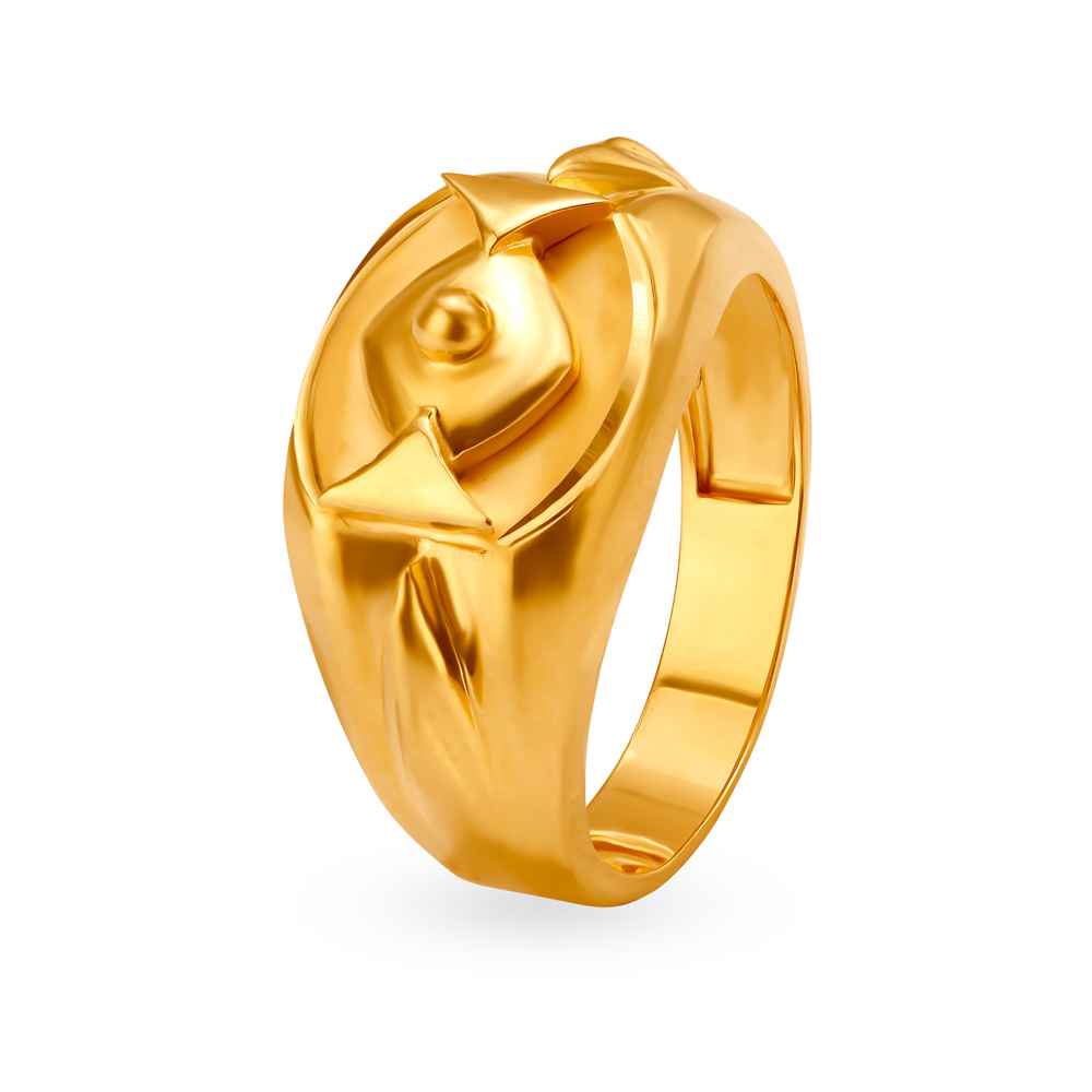 Buy Surreal Gold Finger Ring for Men at Best Price | Tanishq UAE